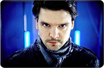 Andrew Lee Potts | WIRELESS - STARBURST Magazine