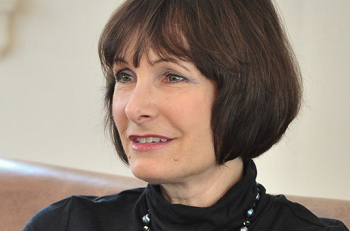 Q & A with Gale Anne Hurd | FEAR THE WALKING DEAD - STARBURST Magazine