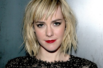 Jena Malone Cut from BATMAN V SUPERMAN: DAWN OF JUSTICE - STARBURST ...