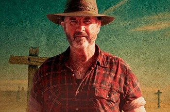 John Jarratt | WOLF CREEK - STARBURST Magazine