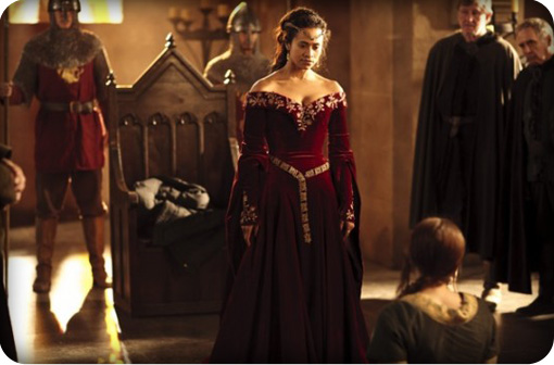 TV Review: MERLIN Series 5, Episode 2 'Arthur's Bane Part 2 ...