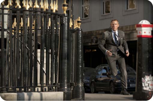 Movie Review: SKYFALL - STARBURST Magazine