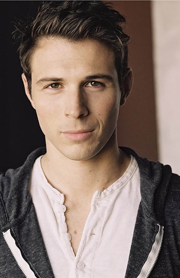 Jeff Schine | RESIDENT EVIL 3 - STARBURST Magazine