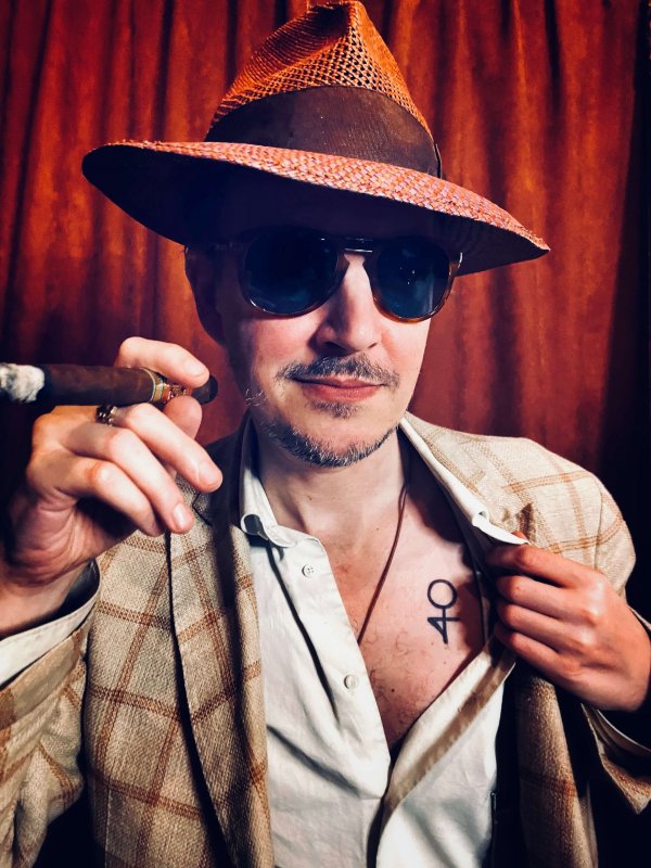 Tom Six | THE ONANIA CLUB - STARBURST Magazine