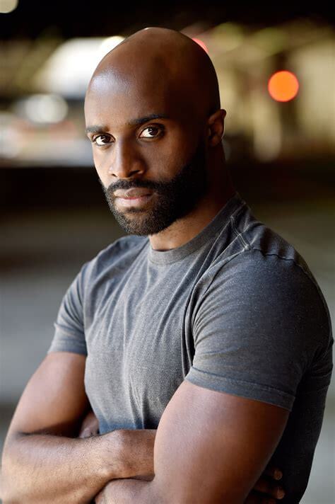 Toby Onwumere | THE MATRIX RESURRECTIONS - STARBURST Magazine
