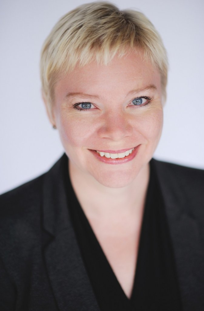 KATE HEARTFIELD - The Embroidered Book - STARBURST Magazine