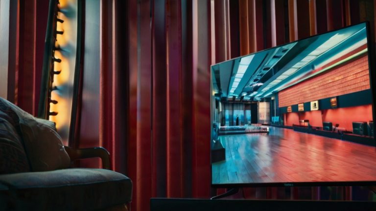 The Rise of Streaming Services: How They Are Changing the Film Industry ...