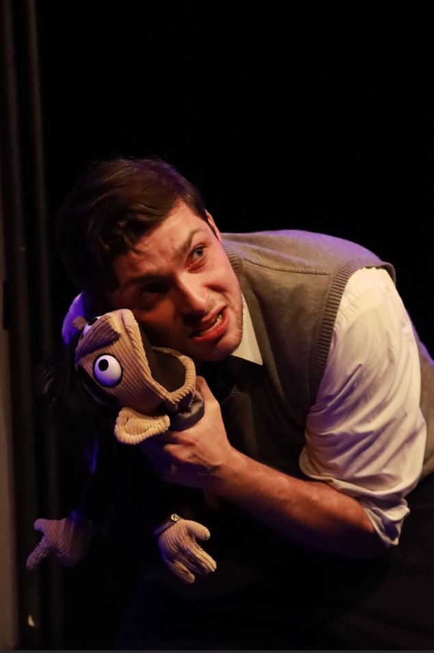 KAFKA'S METAMORPHOSIS: THE MUSICAL! WITH PUPPETS! [Edinburgh Fringe ...