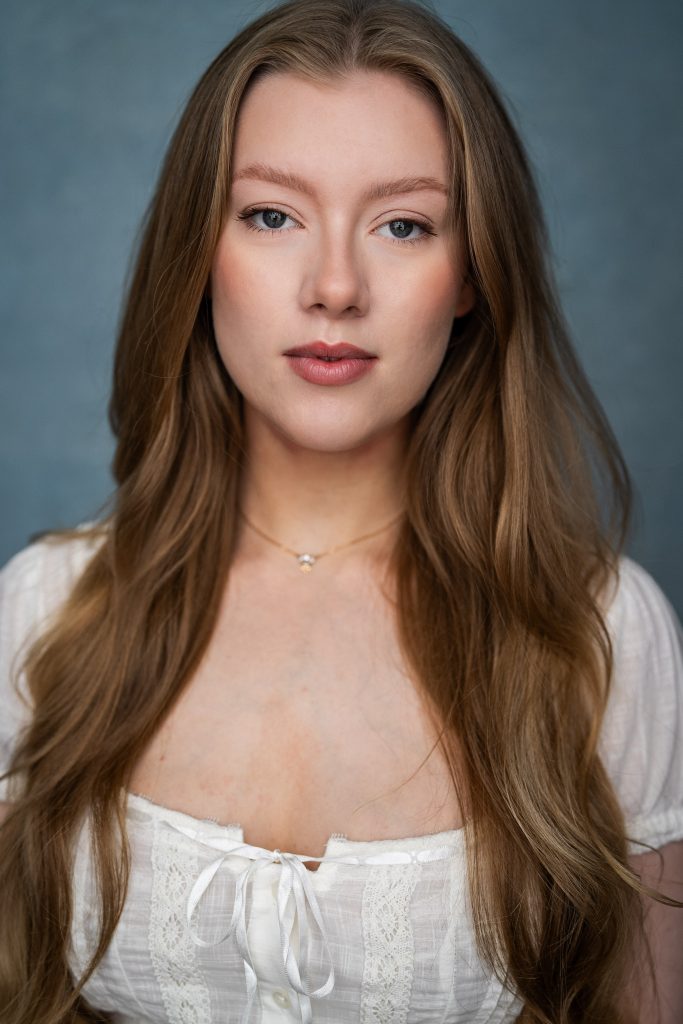 IAM_Caitlin Anderson_HS1 - STARBURST Magazine